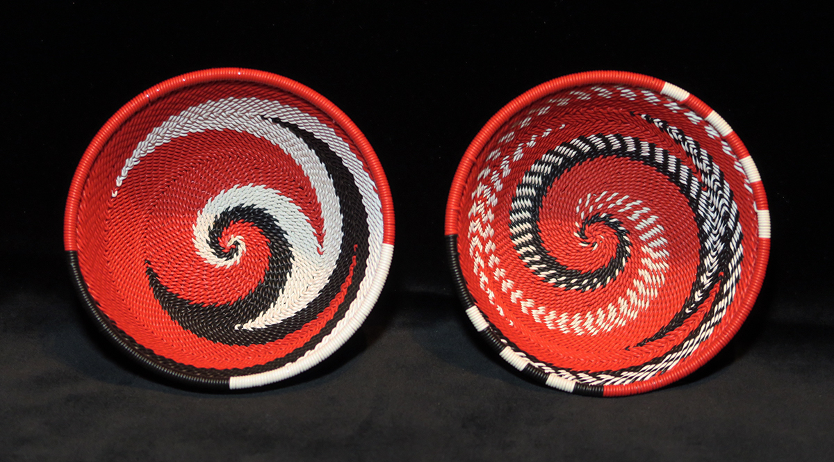 Imbenge - Small Zulu Wire Basket - Black, White and Red | Indigo Arts